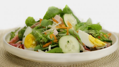 Sallatë shef me sallatë jeshile – GAZETA SHËNDETI